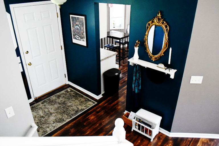 Mini Home Tour: Peacock Blue Thrifted Entryway Decor Makeover | Bre Pea